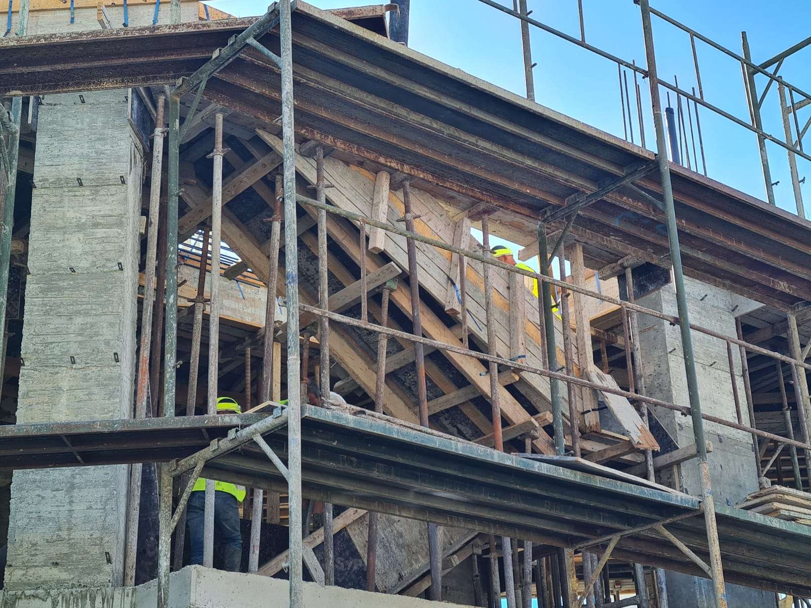 Three Storey Building - Buildia Constructions